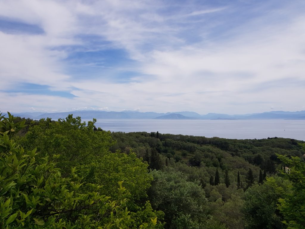 Eating gyros, watching the Giro and shifting gears, on the beautiful ...